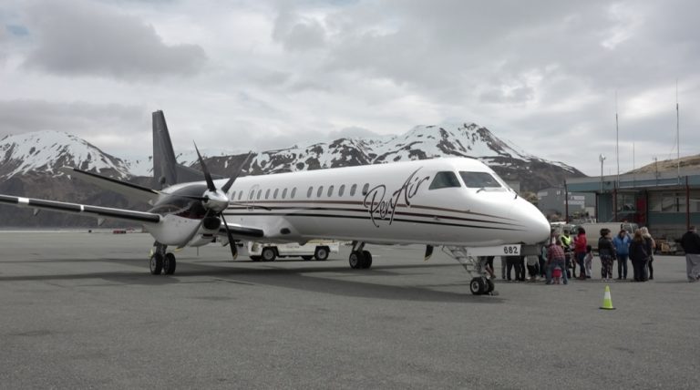Saab 2000 Cockpit, Rate, Specifications, and Interior - Airplanes Daily