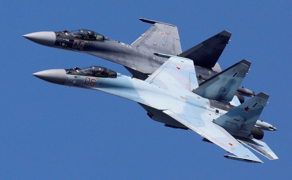 Sukhoi Su-35 Fighter Engine, Cockpit, Specifications, and Rate ...